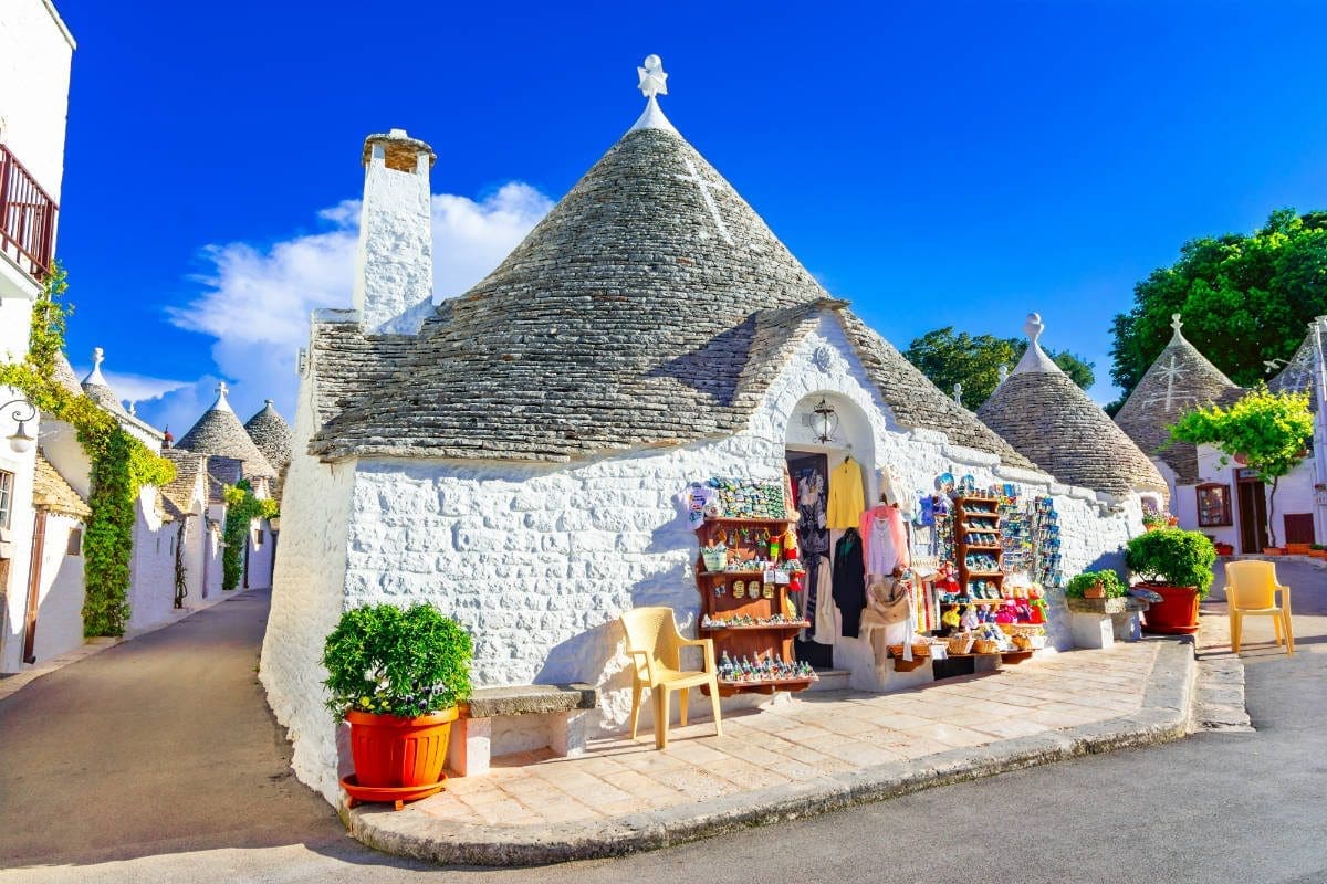 Vacanta in Bari si Alberobello, 164 euro! (zbor + hotel 3 nopti ...