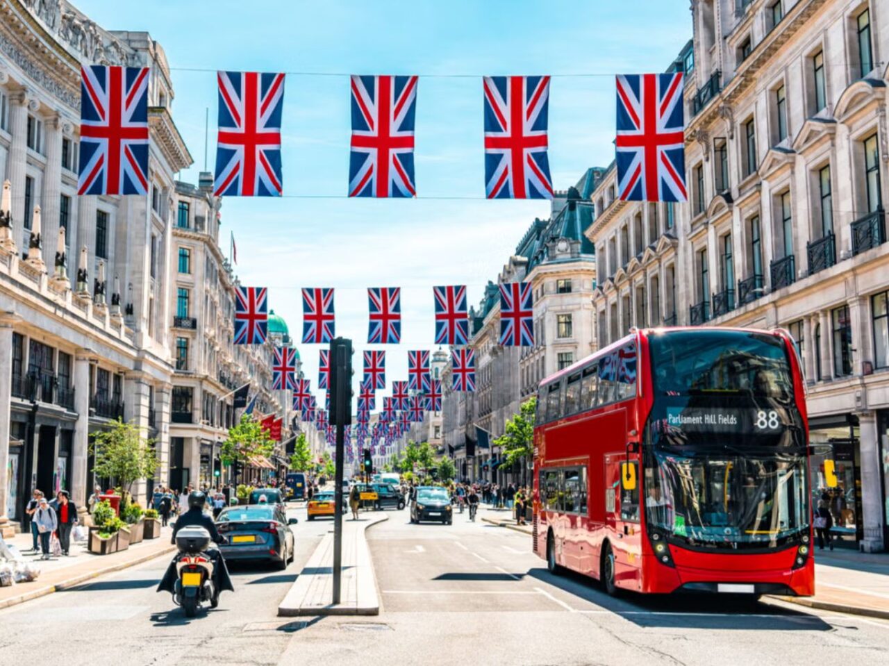 Zboruri ieftine catre Londra, de la 45 euro dus-intors! • Aventurescu